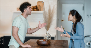 Polygamy vs Polyamory: Differences and Misconceptions