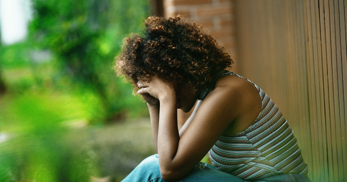The 5 Stages of Grief and When You Need Professional Help - Lonestar ...